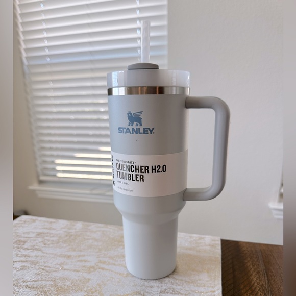 Stanley | Dining | Nwt Stanley Fog 4 Oz Quencher H20 Flowstate Tumbler ...